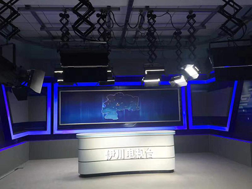 How budget studio lighting configuration for broadcasting and TV ...